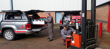 Electric Pallet Trucks & Materials Handling Equipment | Howard Handling